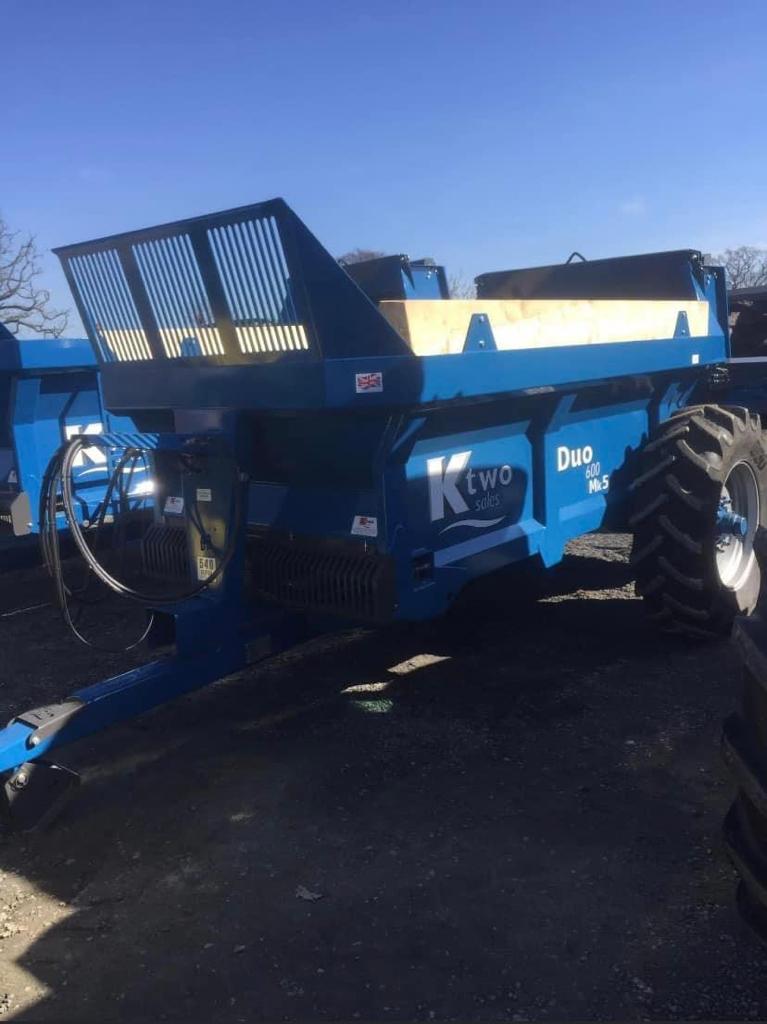 Muck Spreaders For Hire - CA Hire - Tractor & Machinery Hire - Powys ...