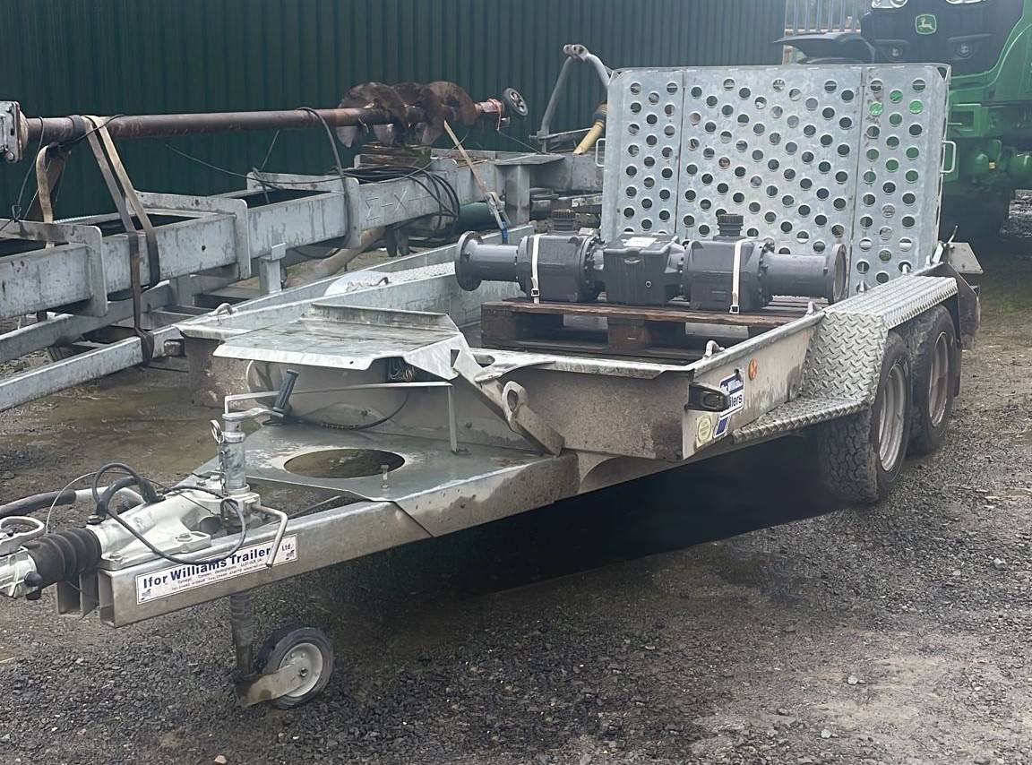 Farm Trailers For Hire - CA Hire - Tractor & Machinery Hire - Powys ...